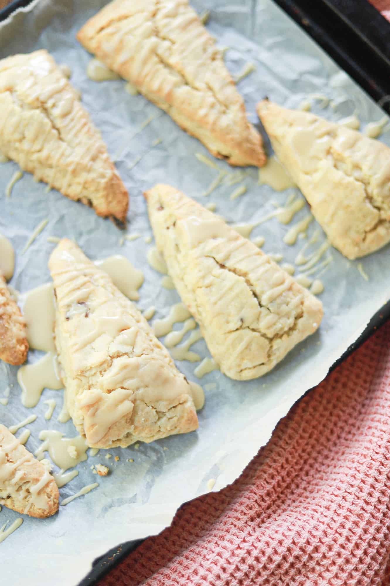 Maple Bacon Scones • Southern Shelle