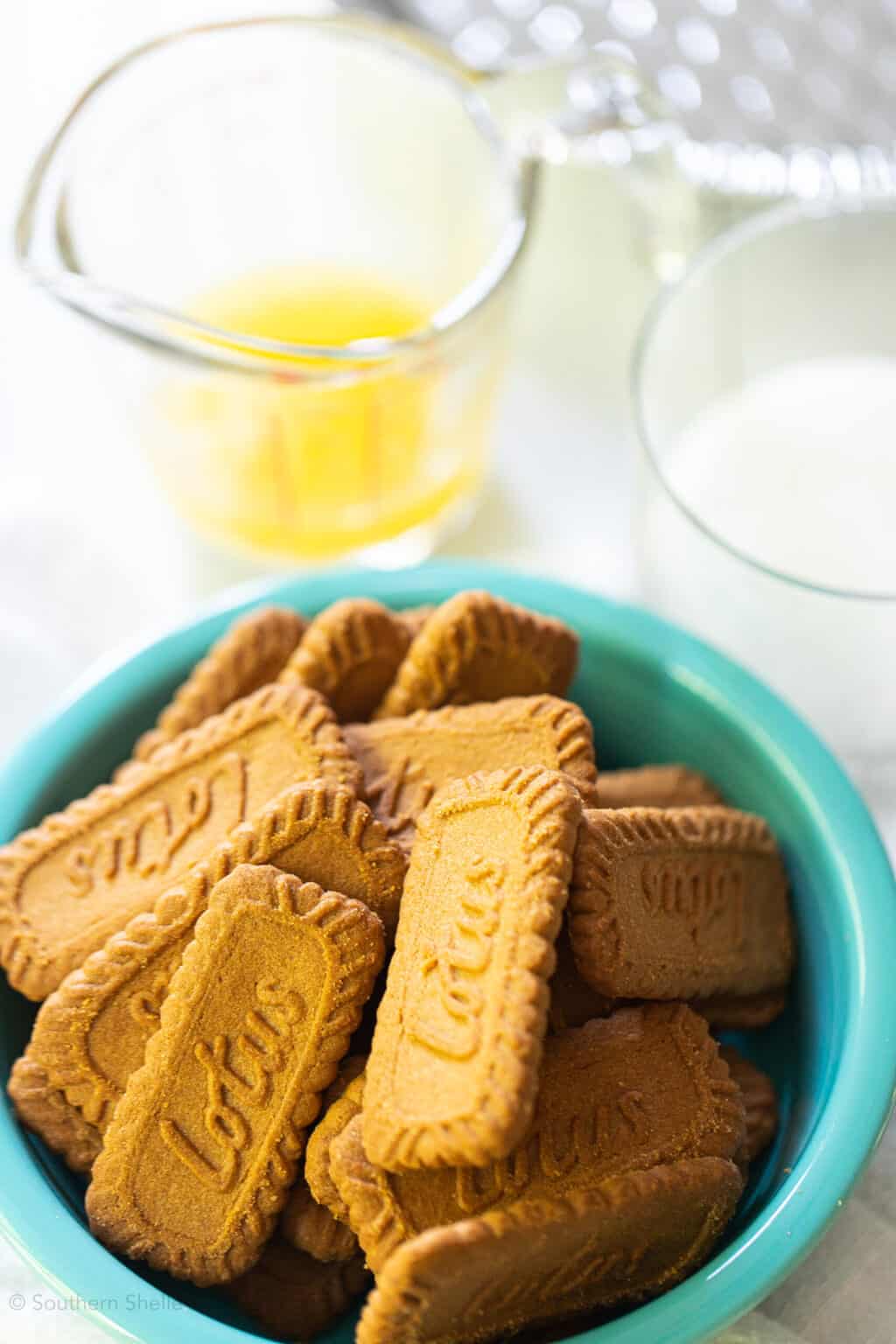 Biscoff Cookie Pie Crust • Southern Shelle