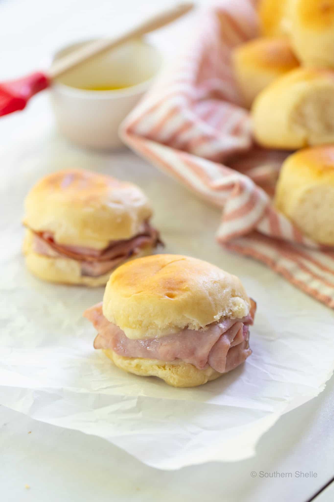 Soft Dinner Rolls • Southern Shelle